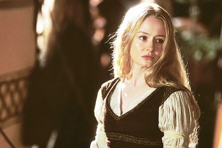 No Disguise of Age, but Retained the Red Mane: How the Charming Star of ...