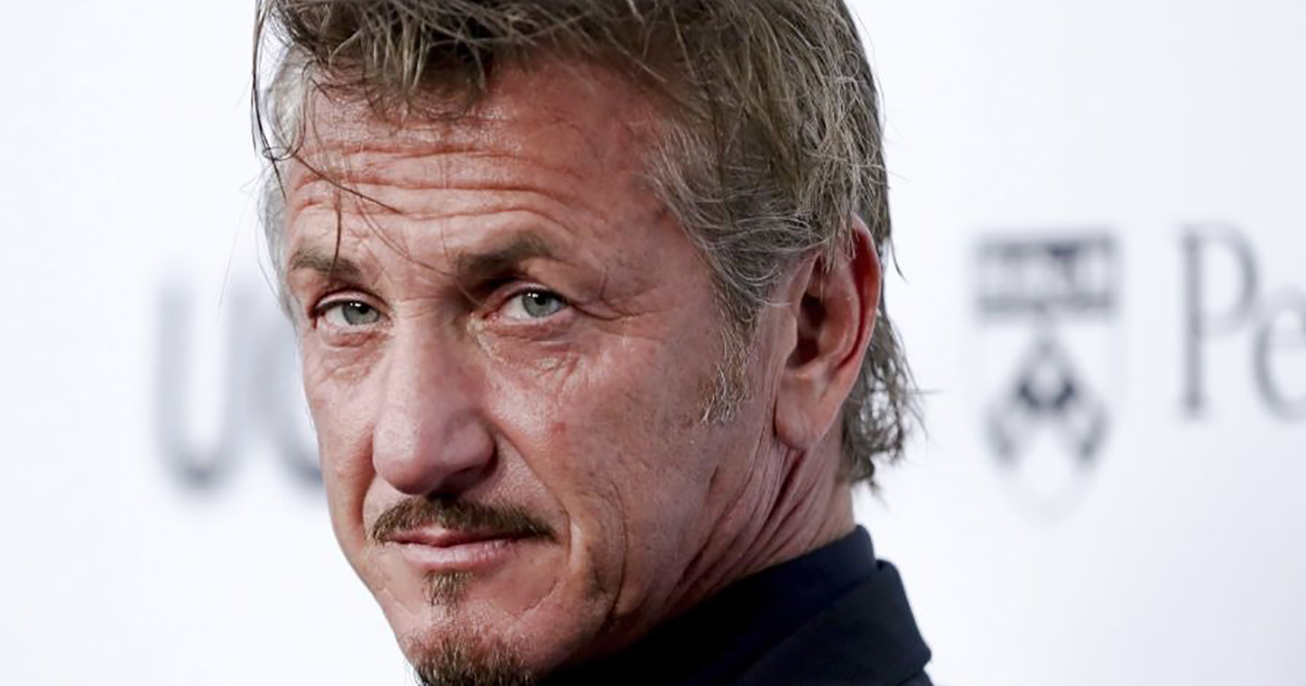 "New Love?" Sean Penn, 64, was caught kissing passionately with a ...