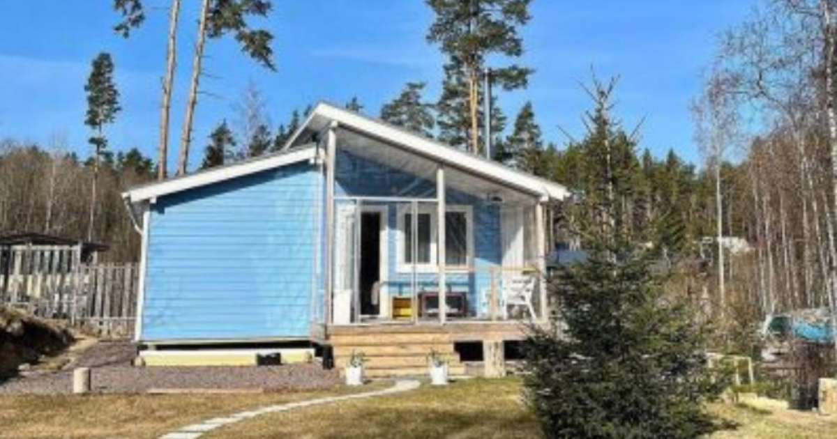 "Even The Photos Exude Warmth And Comfort": The Interior Of a Dacha ...
