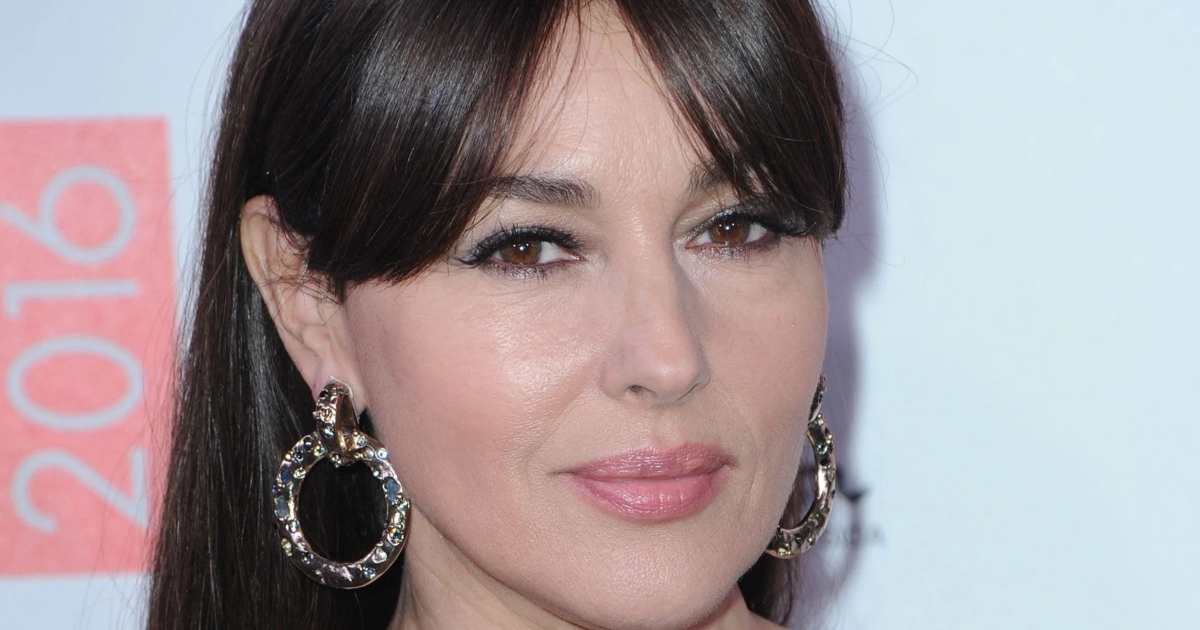“My Father Thought I Was Ugly As A Child” Monica Bellucci Showed Her ...